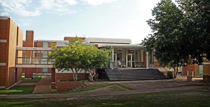 Talbot Hall | University Housing | Southern Arkansas University