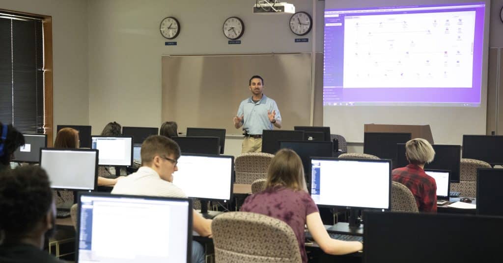 SAU Rankin College of Business offers valuable internship experience ...