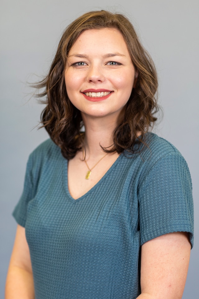 SAU+VISTA Leader introduces President Bill Clinton at the AmeriCorps ...