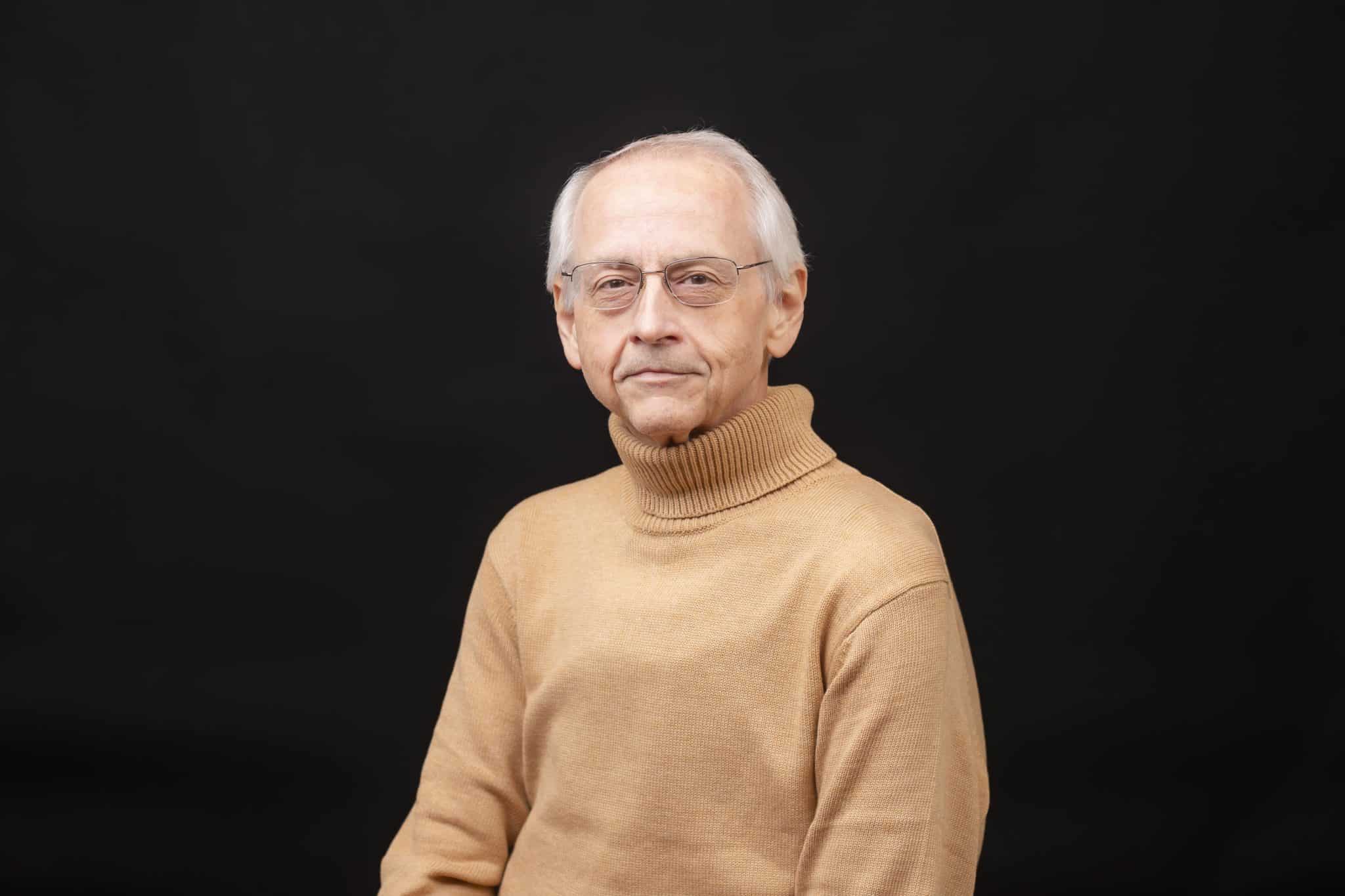 SAU’s James E. Reppert selected for seminar at NBCUniversal in New York ...